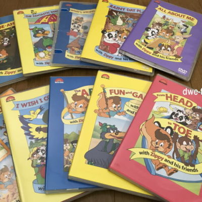 ワールドファミリークラブ会員の種類と会費、支払方法 - DWEディズニー英語システム教本